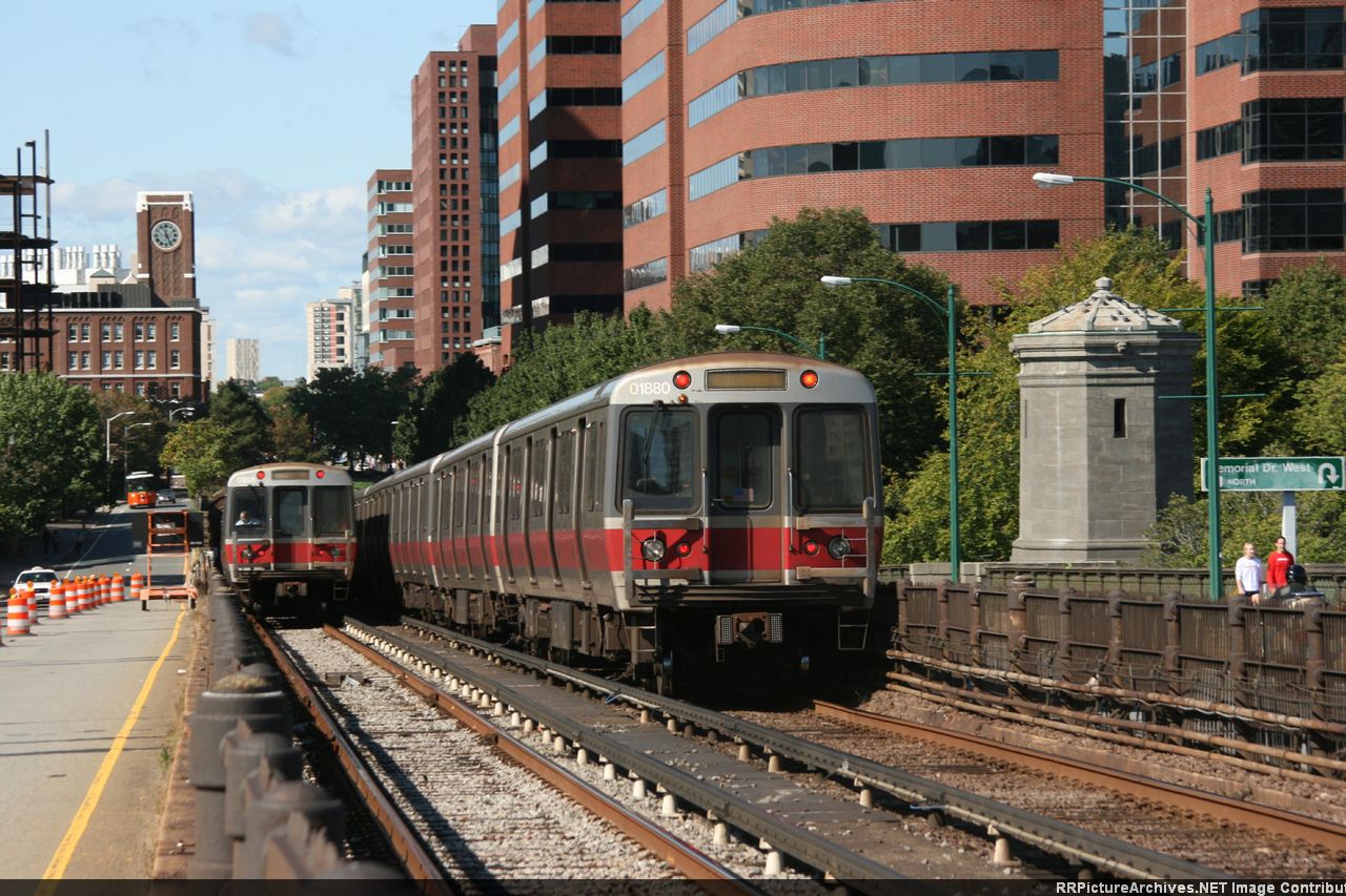 MBTA 01880